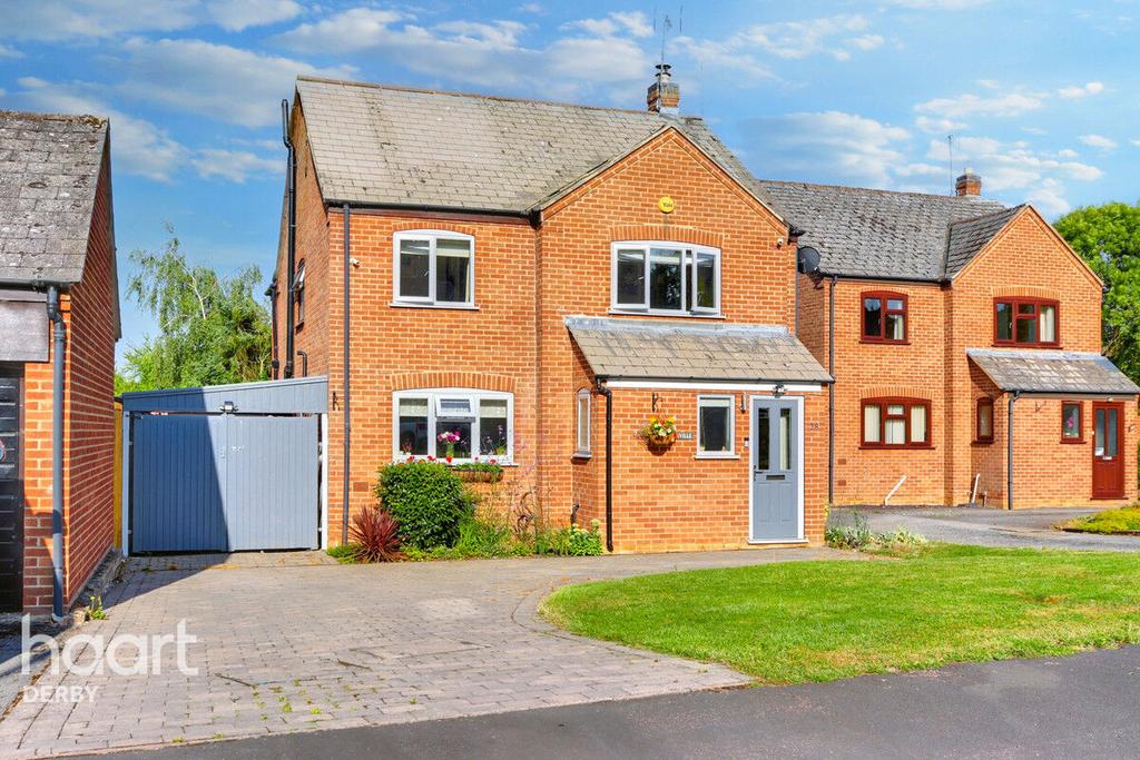 Grove Close, Thulston 4 bed detached house - £425,000