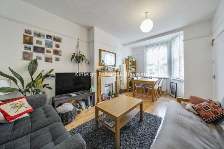 Lessingham Avenue London SW17 2 bed cottage - £2,300 pcm (£531 pw)