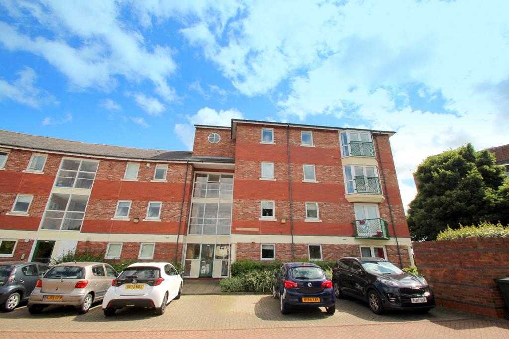 St Vincents House, Rodney Close... 2 bed apartment for sale - £179,950