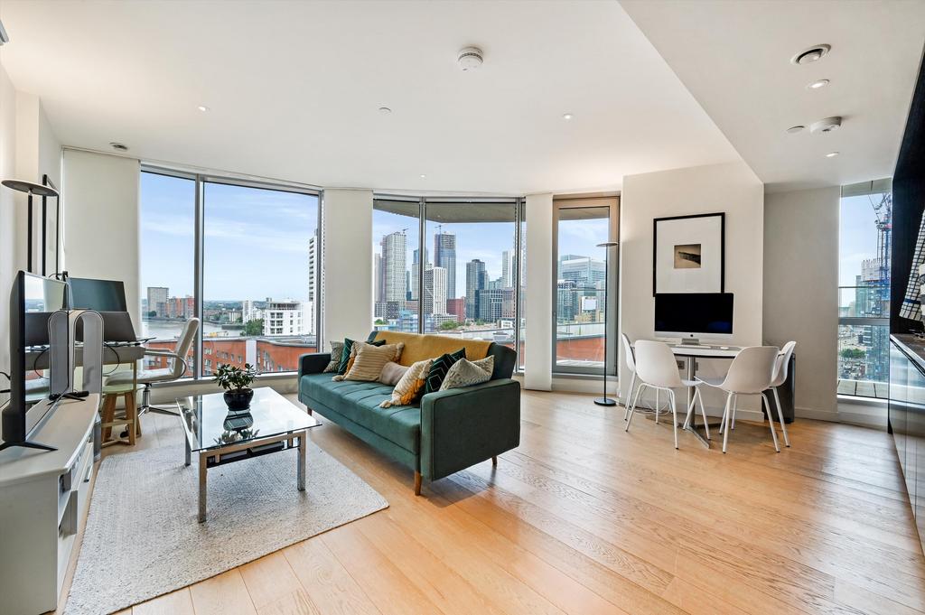 Charrington Tower, London, E14 1 bed flat - £2,492 pcm (£575 pw)