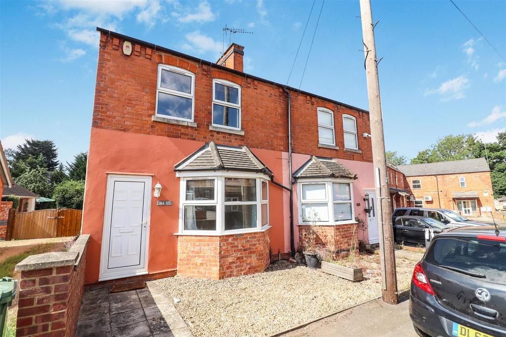 Rock Road, Finedon NN9 2 bed semi-detached house - £174,950