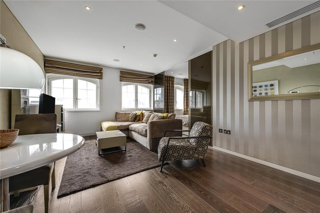 Strand, London WC2R 1 bed apartment - £4,400 pcm (£1,015 pw)