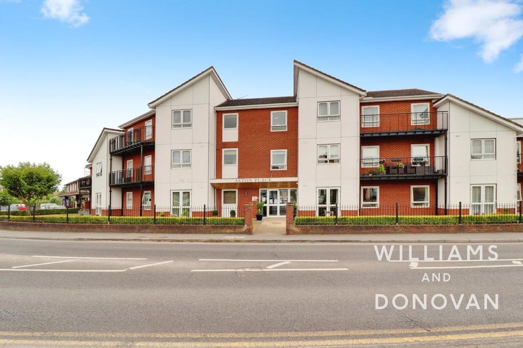 Hart Road, Thundersley 2 bed ground floor flat for sale - £230,000