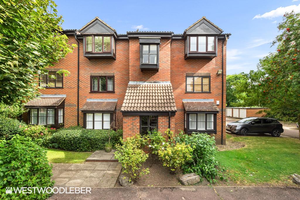 Gladbeck Way, Enfield EN2 1 bed apartment - £1,350 pcm (£312 pw)