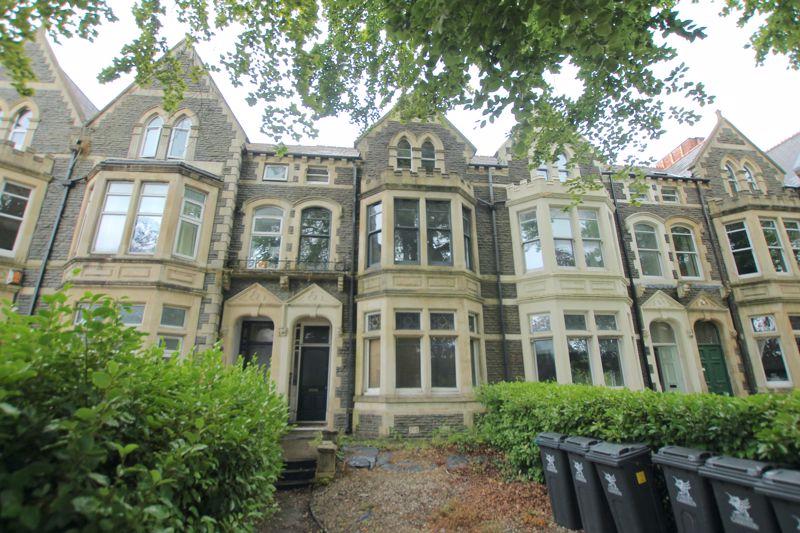 Ninian Road, Cardiff CF23 1 bed apartment - £875 pcm (£202 pw)