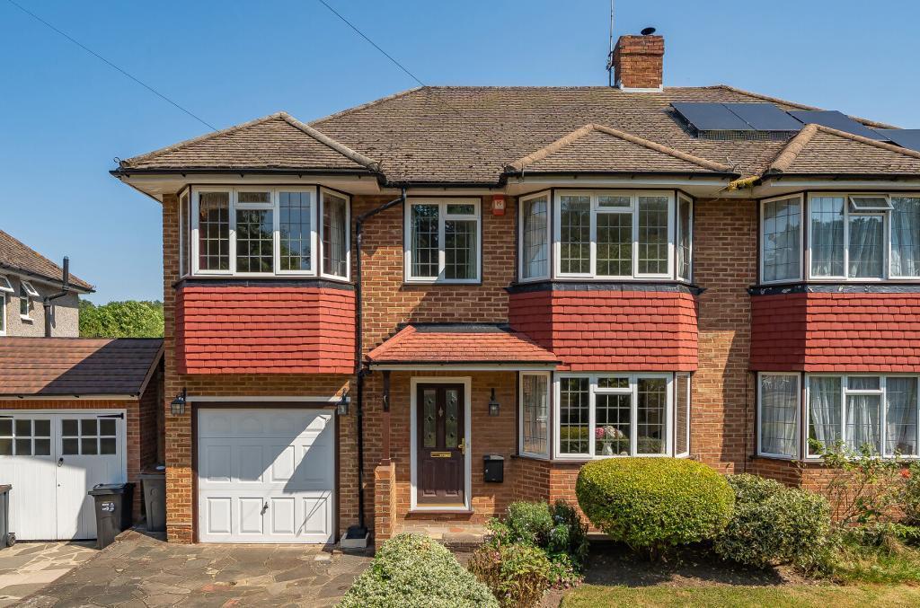 Chestnut Grove, South Croydon, CR2 7LL 5 bed semi-detached house for ...