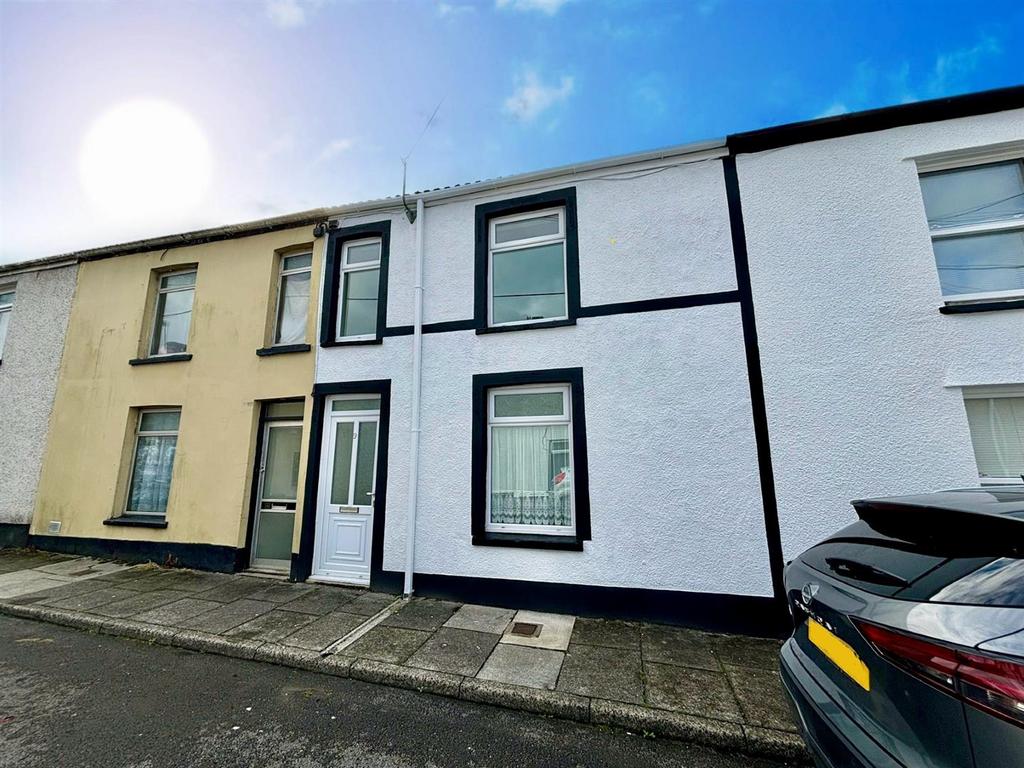 Company Street, Neath SA11 3 bed terraced house - £110,000