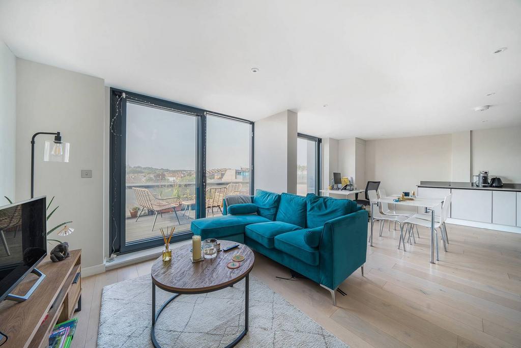 Tottenham Lane, Hornsey, London, N8 1 bed flat - £2,600 pcm (£600 pw)