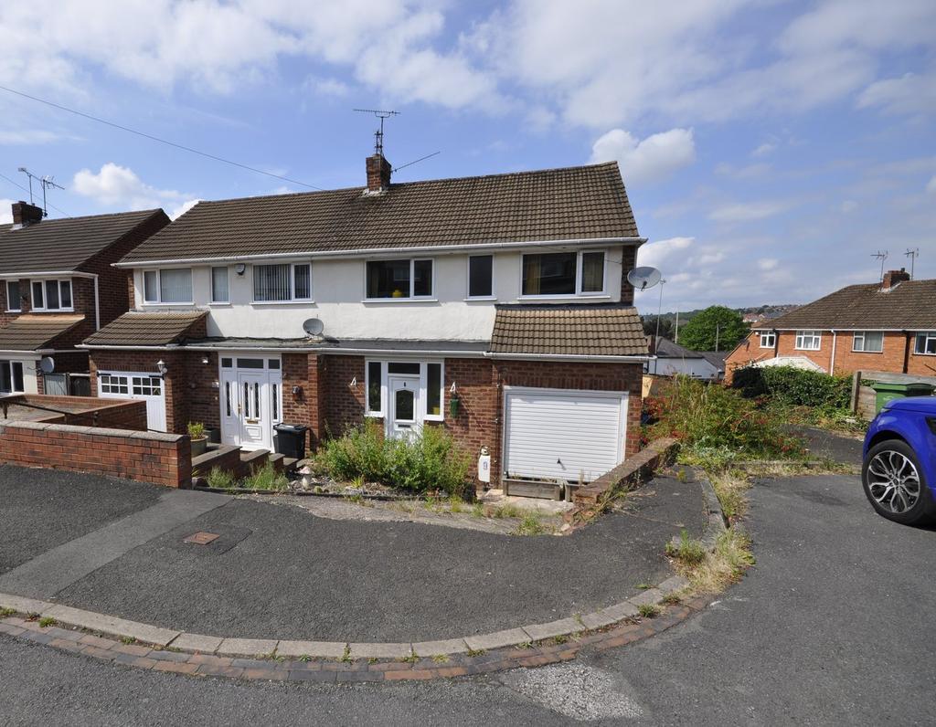 Mount Close, Dudley, DY3 3 bed semi-detached house for sale - £210,000