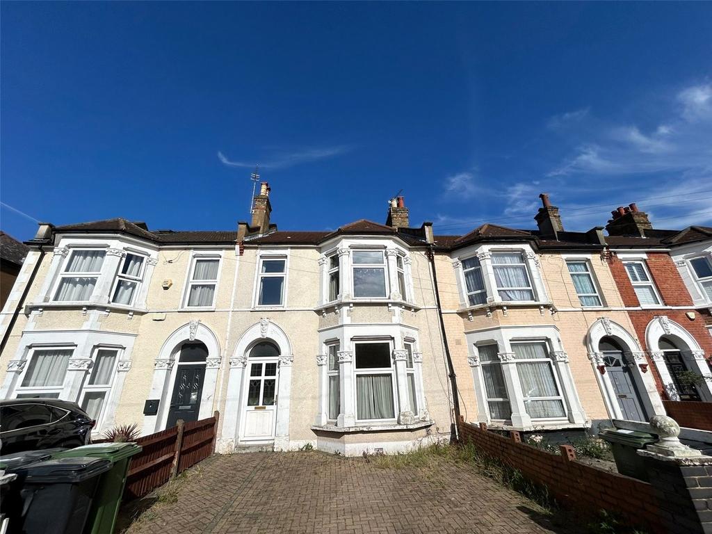 Ardgowan Road, London, SE6 3 bed terraced house - £600,000
