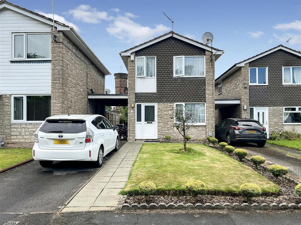 Overton Close, Congleton 3 bed detached house - £280,000