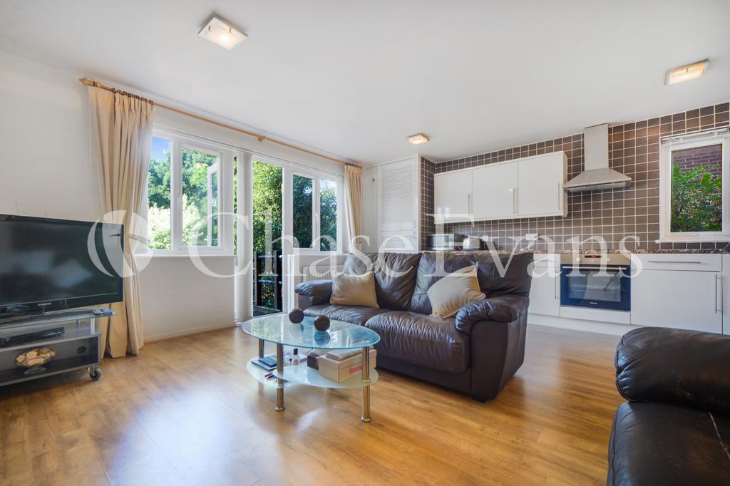 Leerdam Drive, Isle Of Dogs, London, E14 1 bed flat - £350,000