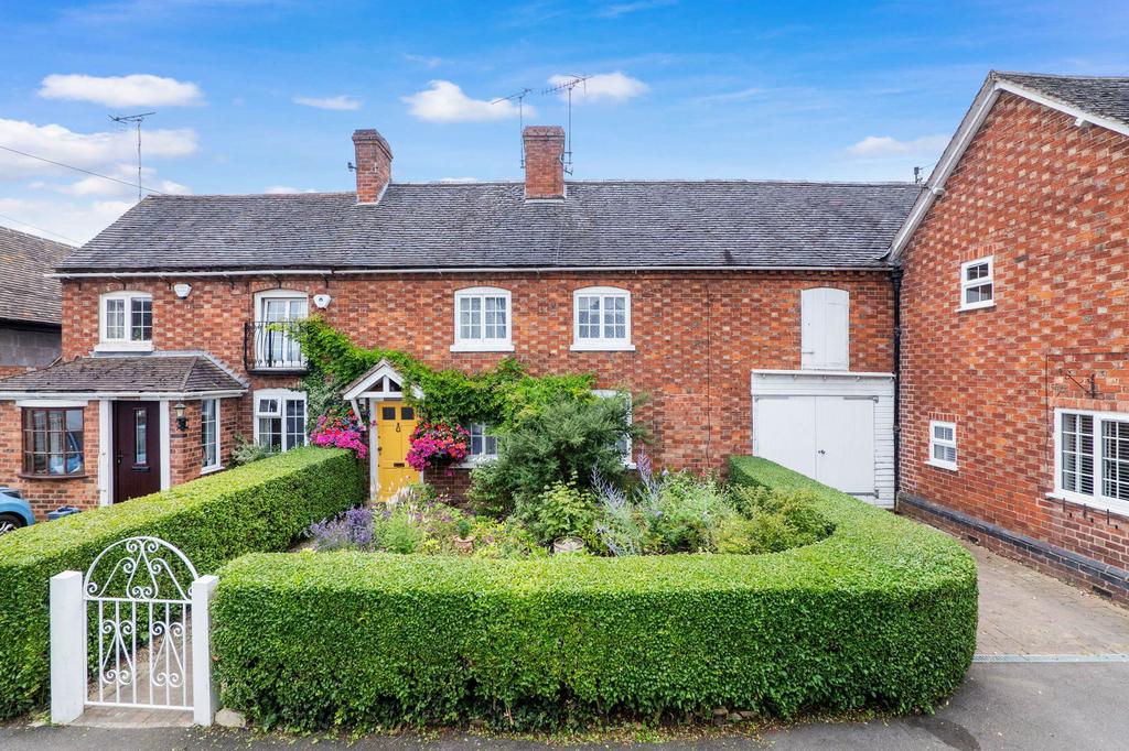 Avonbury, Church Street, Wyre Piddle... 3 bed cottage - £450,000