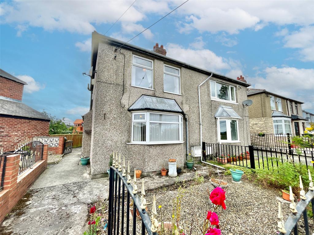 Hawthorn Gardens, Ryton, NE40 2 bed semi-detached house for sale - £150,000