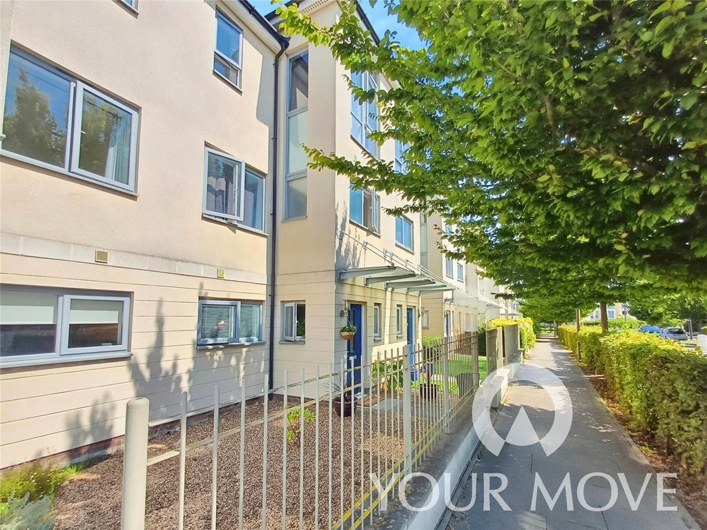 Springhead Parkway, Gravesend DA11 4 bed terraced house - £400,000