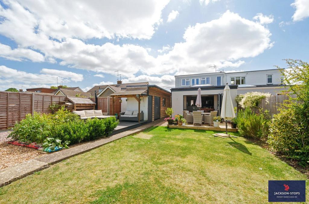 Martins Lane, Hardingstone... 3 bed bungalow - £425,000