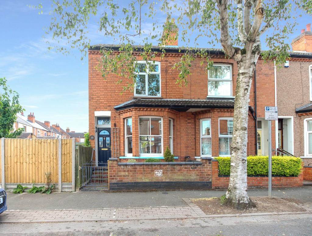 Sycamore Grove, Rugby, CV21 3 bed end of terrace house - £260,000