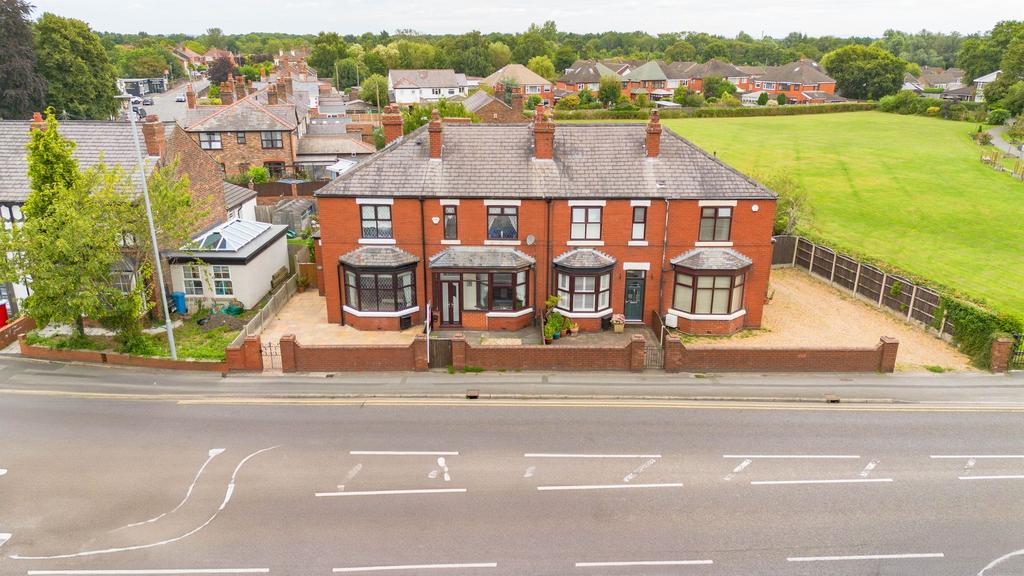 Liverpool Road, Great Sankey, WA5 2 bed terraced house for sale - £210,000
