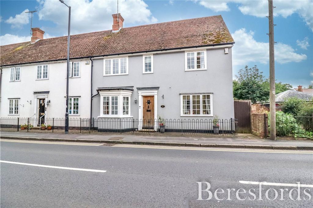 Bradford Street, Braintree, CM7 3 bed end of terrace house - £425,000