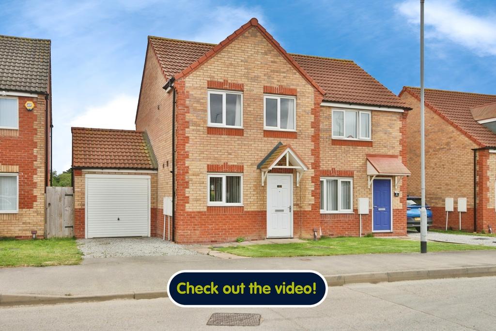 Sir Leo Schultz Road, Hull, HU6 9FL 3 bed semi-detached house for sale ...