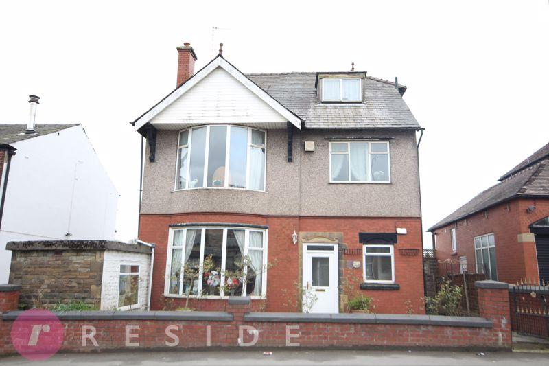 Edenfield Road, Rochdale OL11 5 bed detached house for sale - £300,000