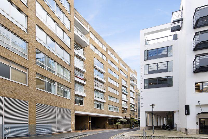 Cinnamon Wharf, Shad Thames, SE1 Studio for sale - £450,000