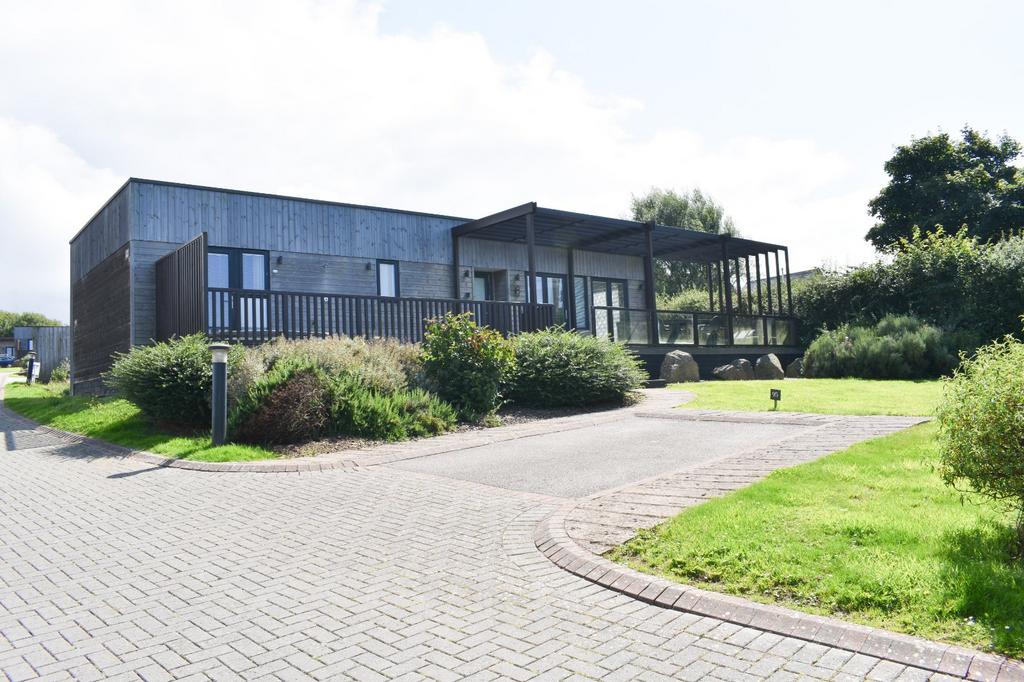 Gwel An Mor, Feadon Lane, Portreath... 3 bed bungalow - £235,000