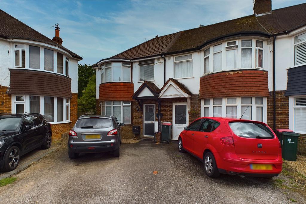 Northgate Road, Northgate, Crawley... 3 bed semi-detached house - £ ...
