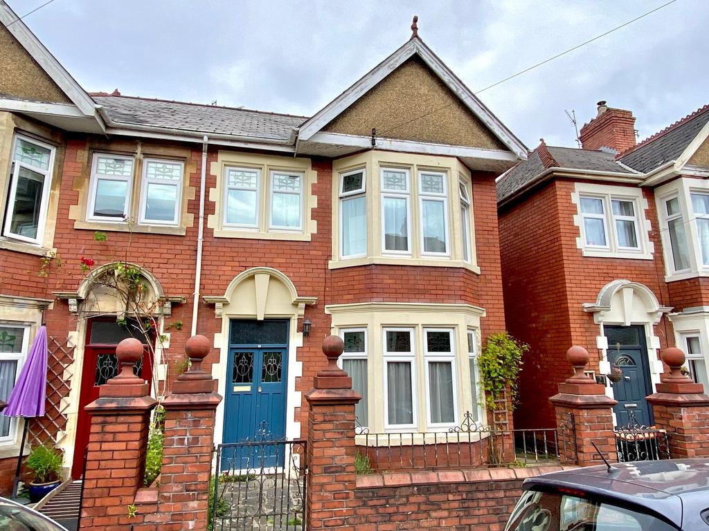 Brynhyfryd Avenue, Newport NP20 3 bed semi-detached house - £300,000