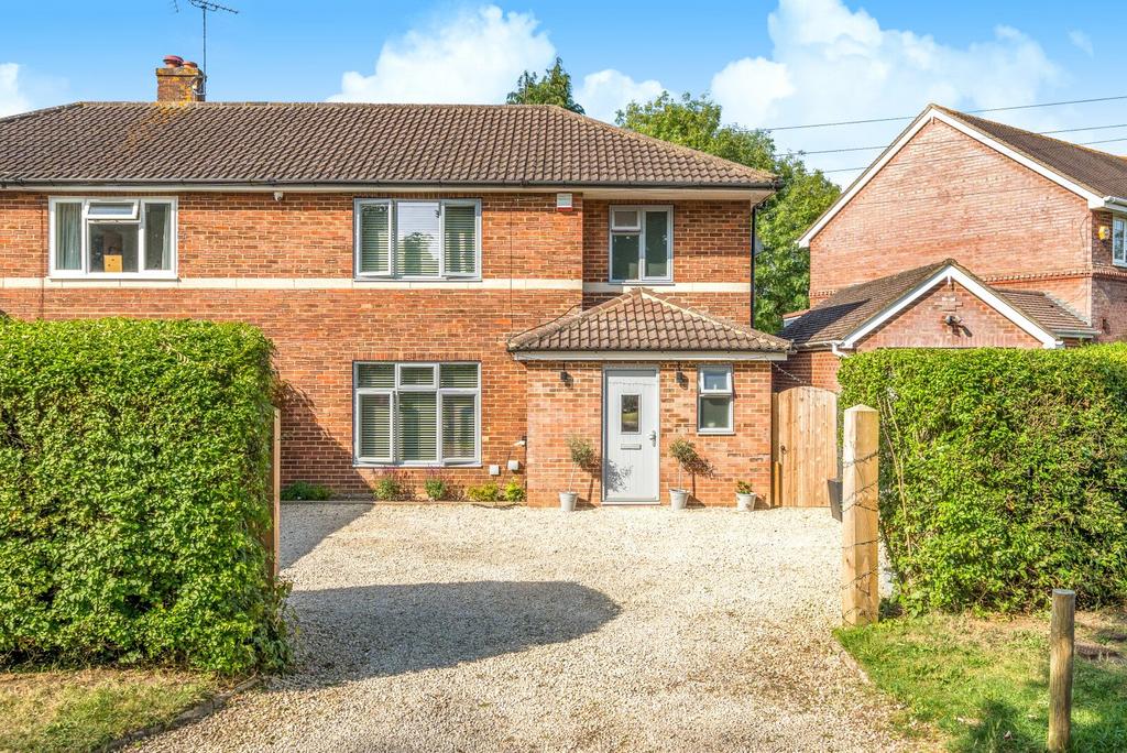 Nightingale Crescent, West Horsley, KT24 3 bed semi-detached house - £ ...