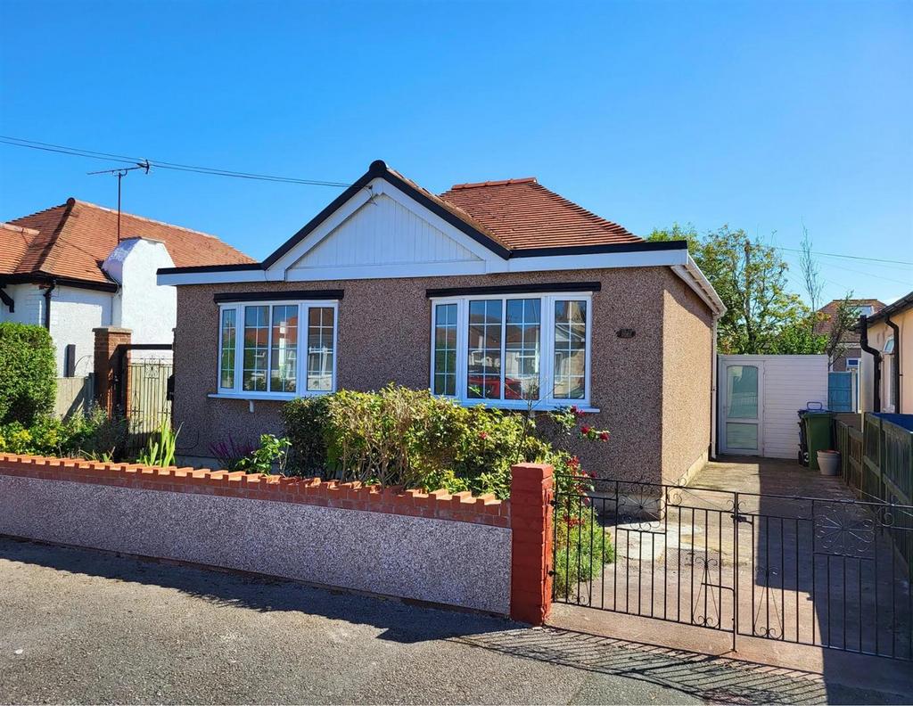 Eastville Avenue, Rhyl 2 bed detached bungalow - £157,000