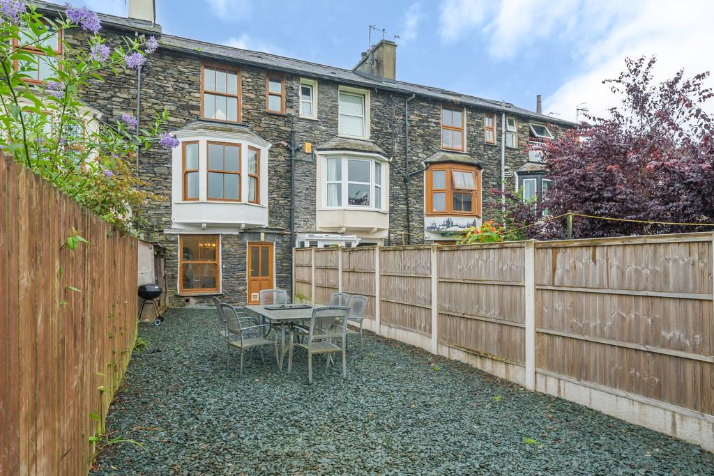 19 Limethwaite Road, Windermere... 3 bed terraced house for sale - £365,000