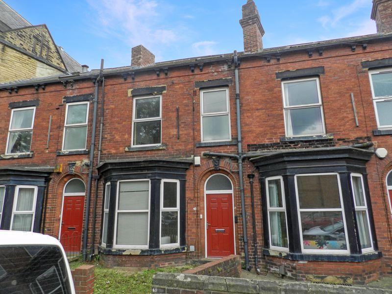 Victoria Road, Leeds 7 bed terraced house - £400,000
