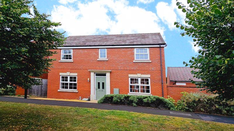 Tanners Red Walk, Hereford HR1 4 bed detached house - £372,000