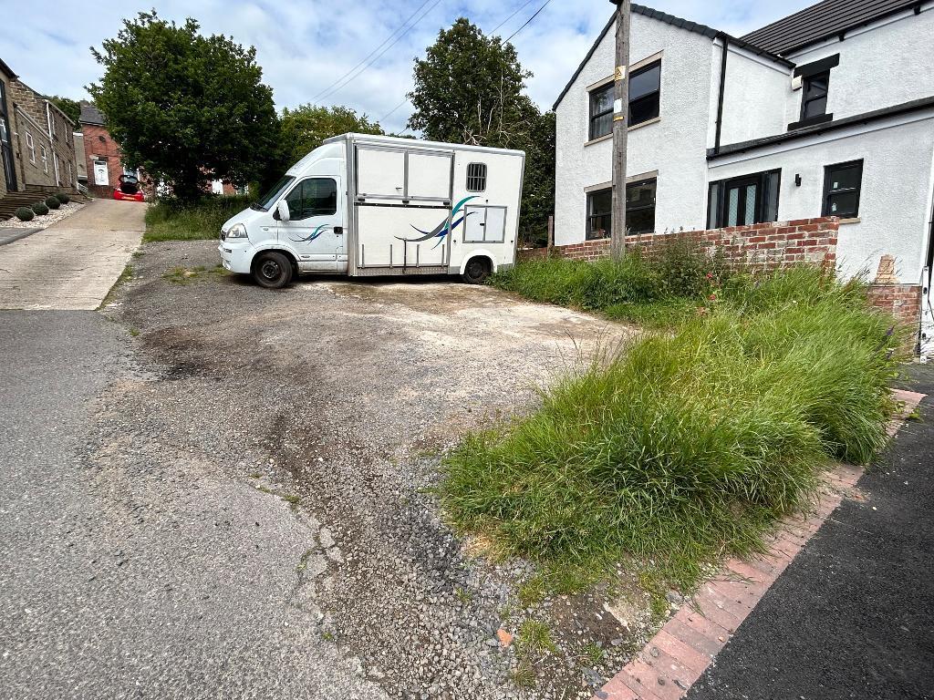 New Road, Staincross, Barnsley, S75 6PP Plot - £10,000