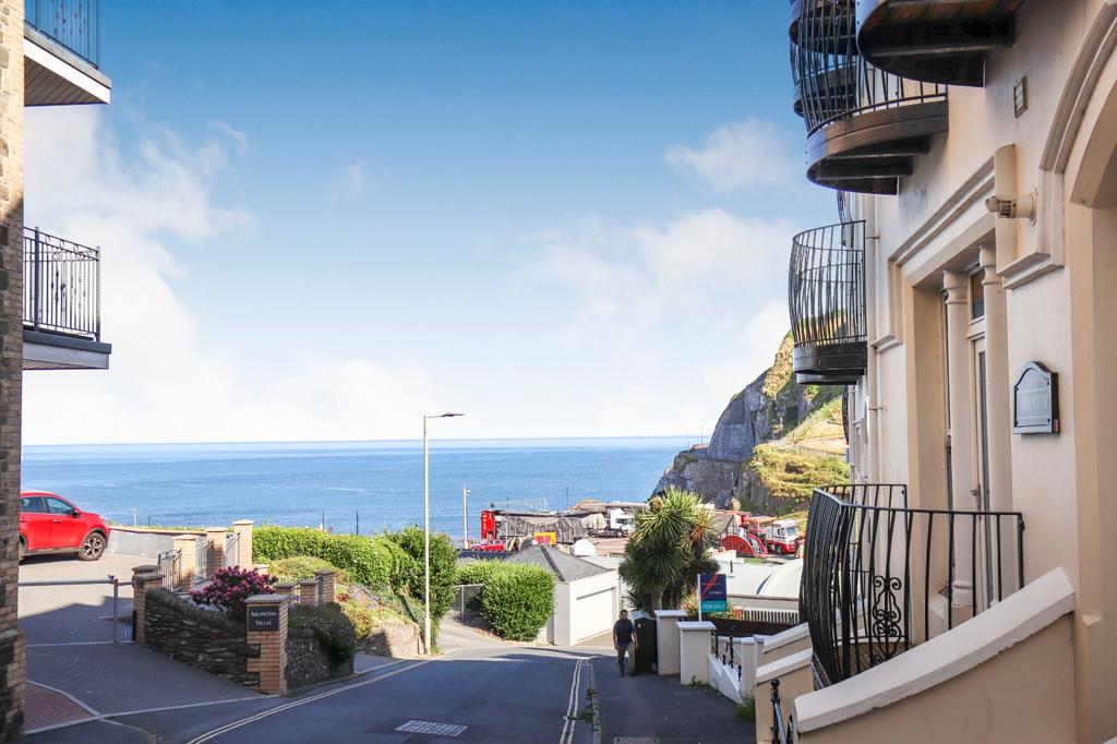 Ilfracombe, Devon 1 bed apartment - £135,000