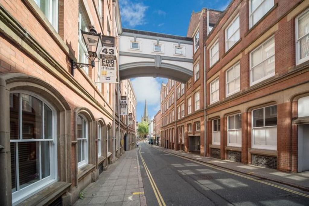 Hounds Gate, Nottingham NG1 1 bed apartment to rent - £950 pcm (£219 pw)