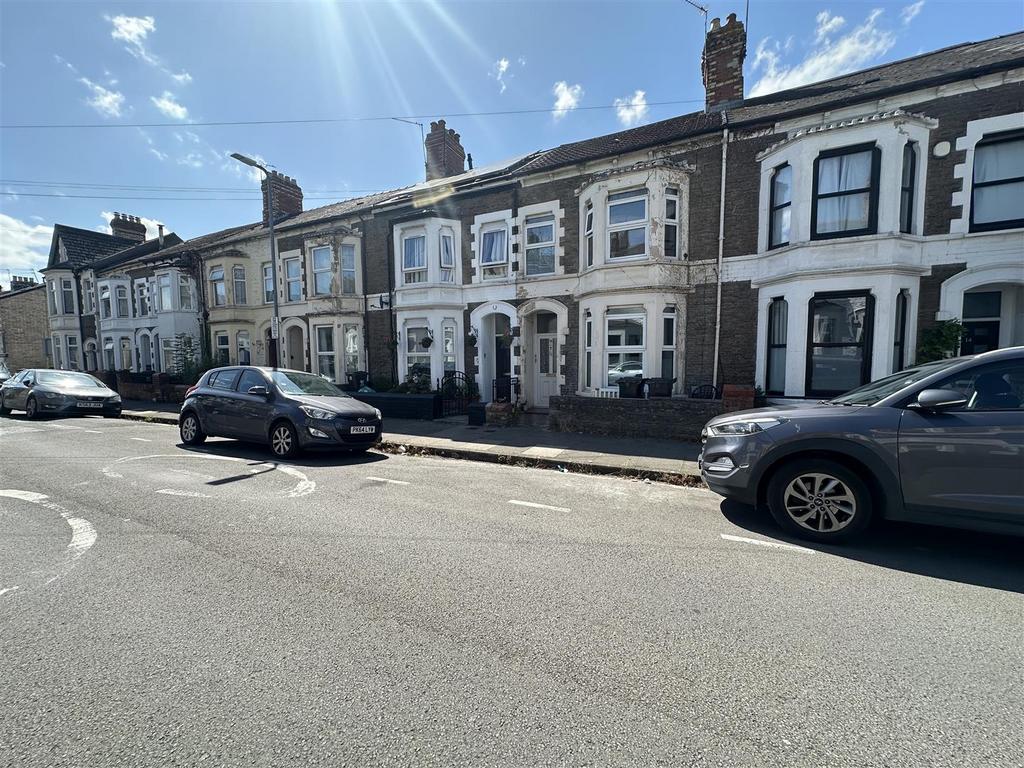 Alexandra Road, Canton CF5 1 bed flat - £750 pcm (£173 pw)