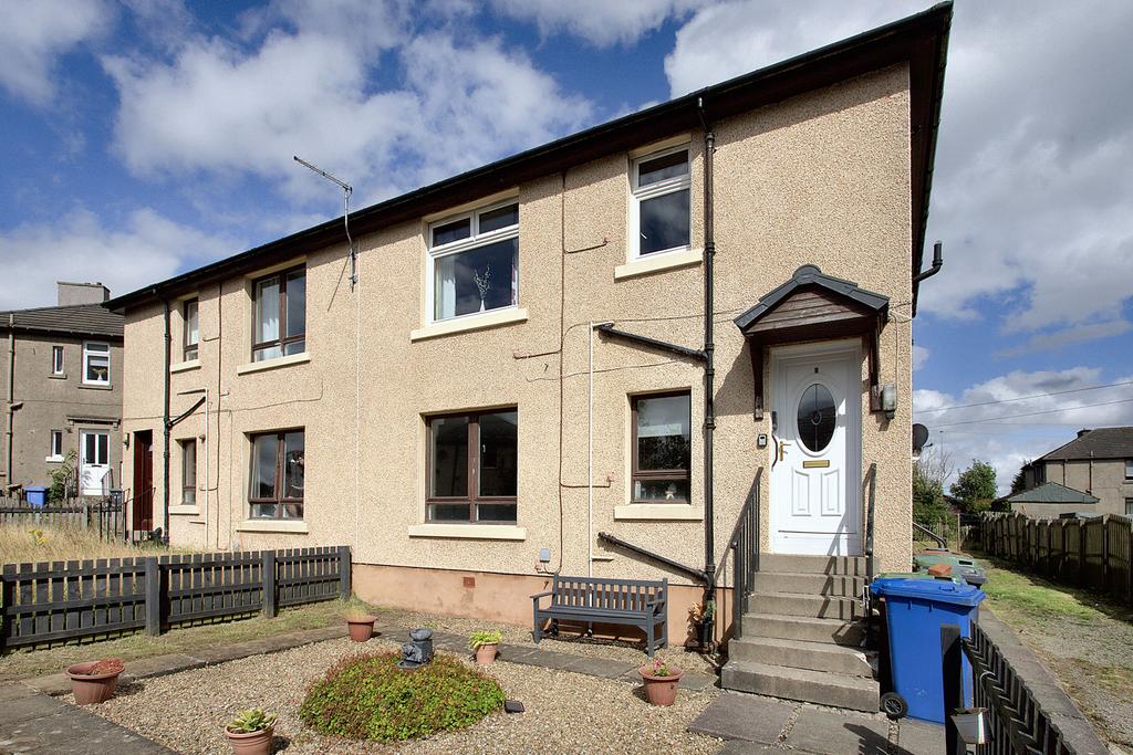 Riddochhill Crescent, Blackburn EH47 1 bed flat - £80,000