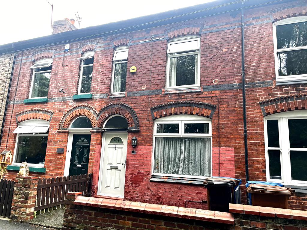 Aberdeen Grove, Edgeley 2 bed terraced house - £200,000