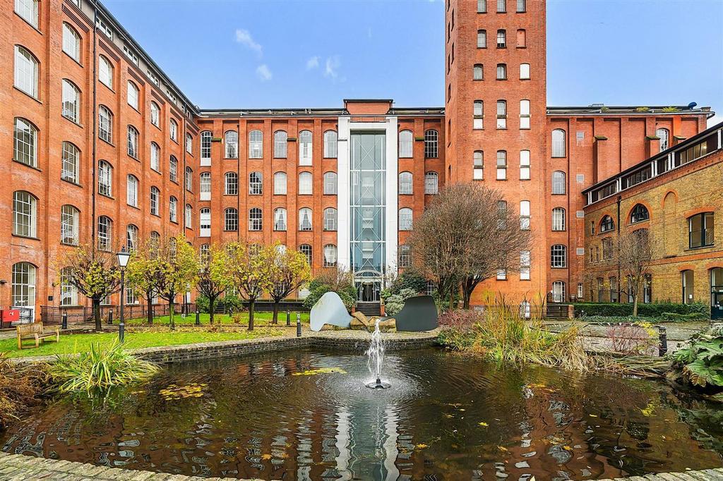 Fairfield Road, Bow Quarter, E3 2 bed apartment to rent - £2,400 pcm (£ ...
