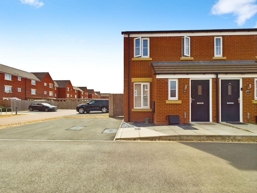 Adlington Close, Hampton Gardens, PE7 2 bed terraced house for sale - £ ...