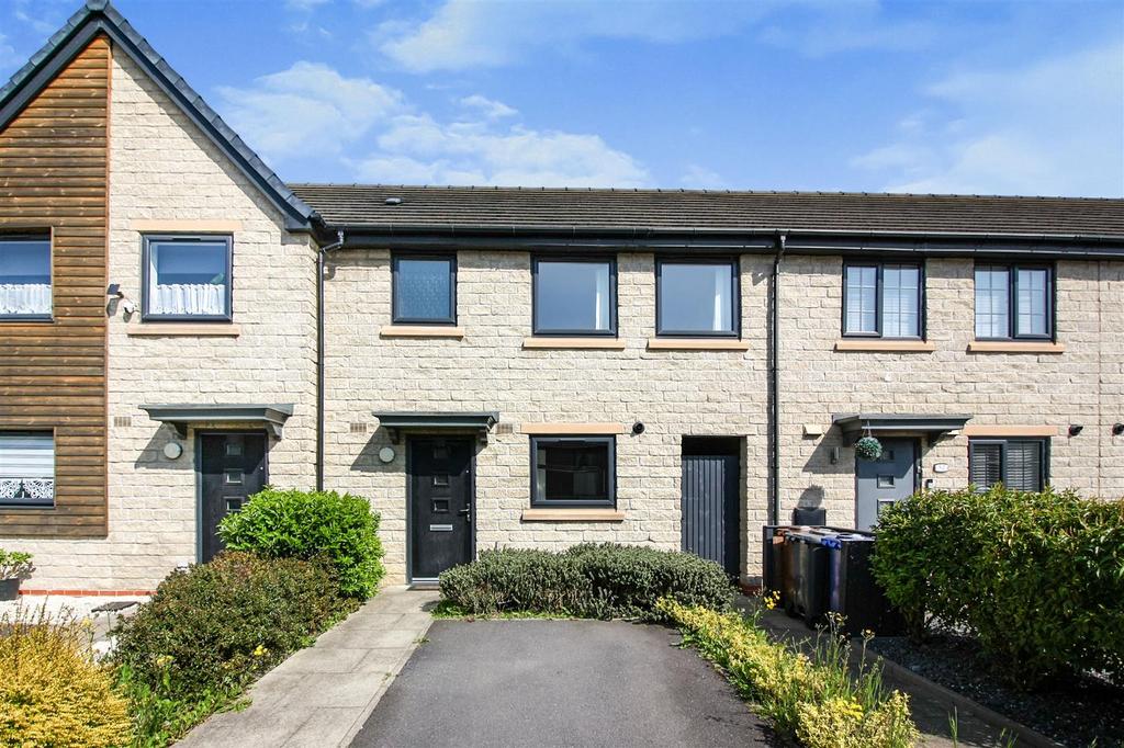 Oak Road, Thurnscoe, Rotherham 3 bed end of terrace house - £140,000