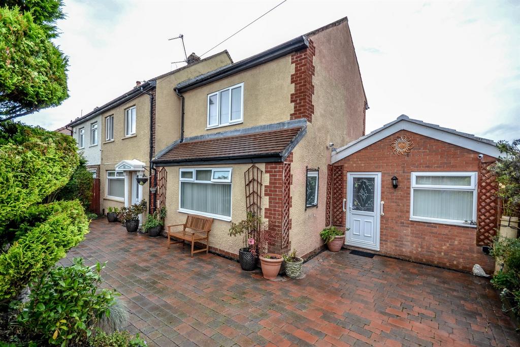 Perth Avenue, Jarrow 4 bed semi-detached house - £250,000