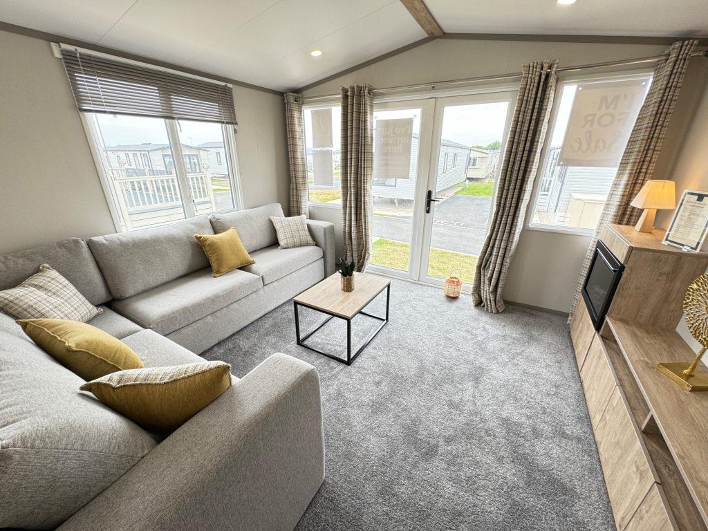 Rye Harbour Holiday Park 2 bed static caravan - £134,995