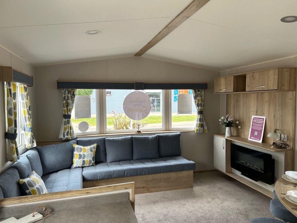Sand le Mere Holiday Park 2 bed static caravan - £44,995