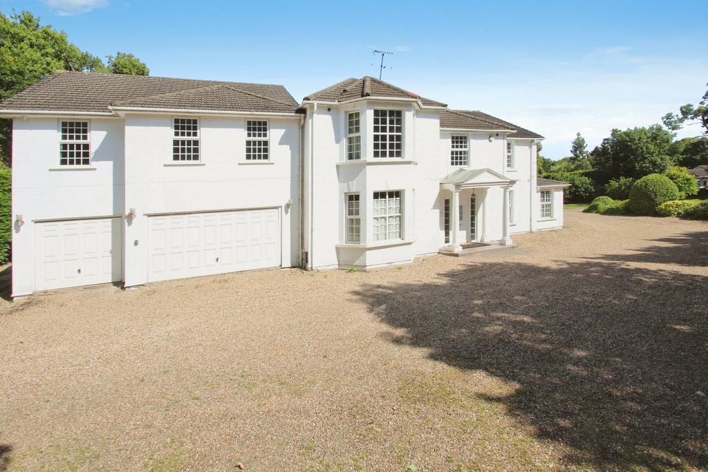 Slough Road, Iver SL0 8 bed detached house to rent - £5,250 pcm (£1,212 pw)