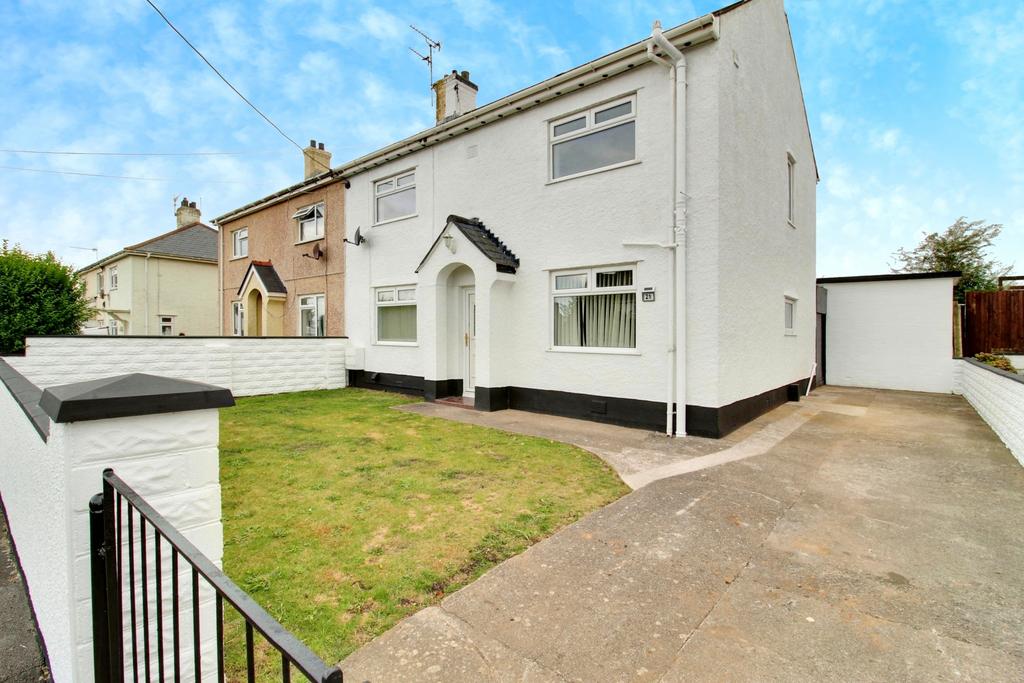 Rhoose Road, Rhoose, Barry 3 bed semi-detached house - £270,000