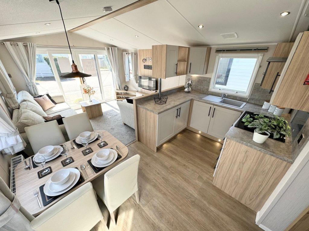 Solent Breezes Holiday Park 3 bed static caravan - £74,995
