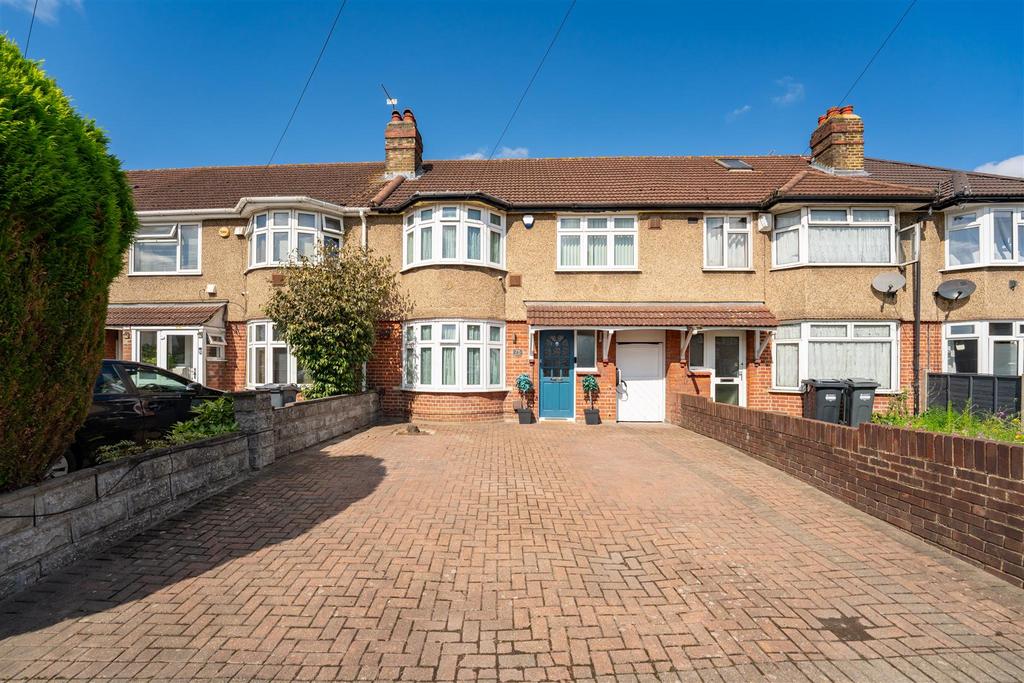Springwell Road, Hounslow TW5 4 bed terraced house for sale - £650,000